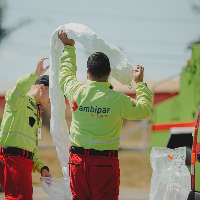 Discover the Table Top Ambipar Simulation offered by Ambipar